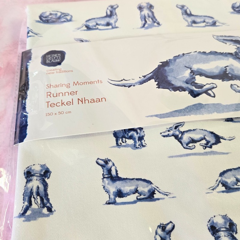Delft Blauw - Dachshund Table runner